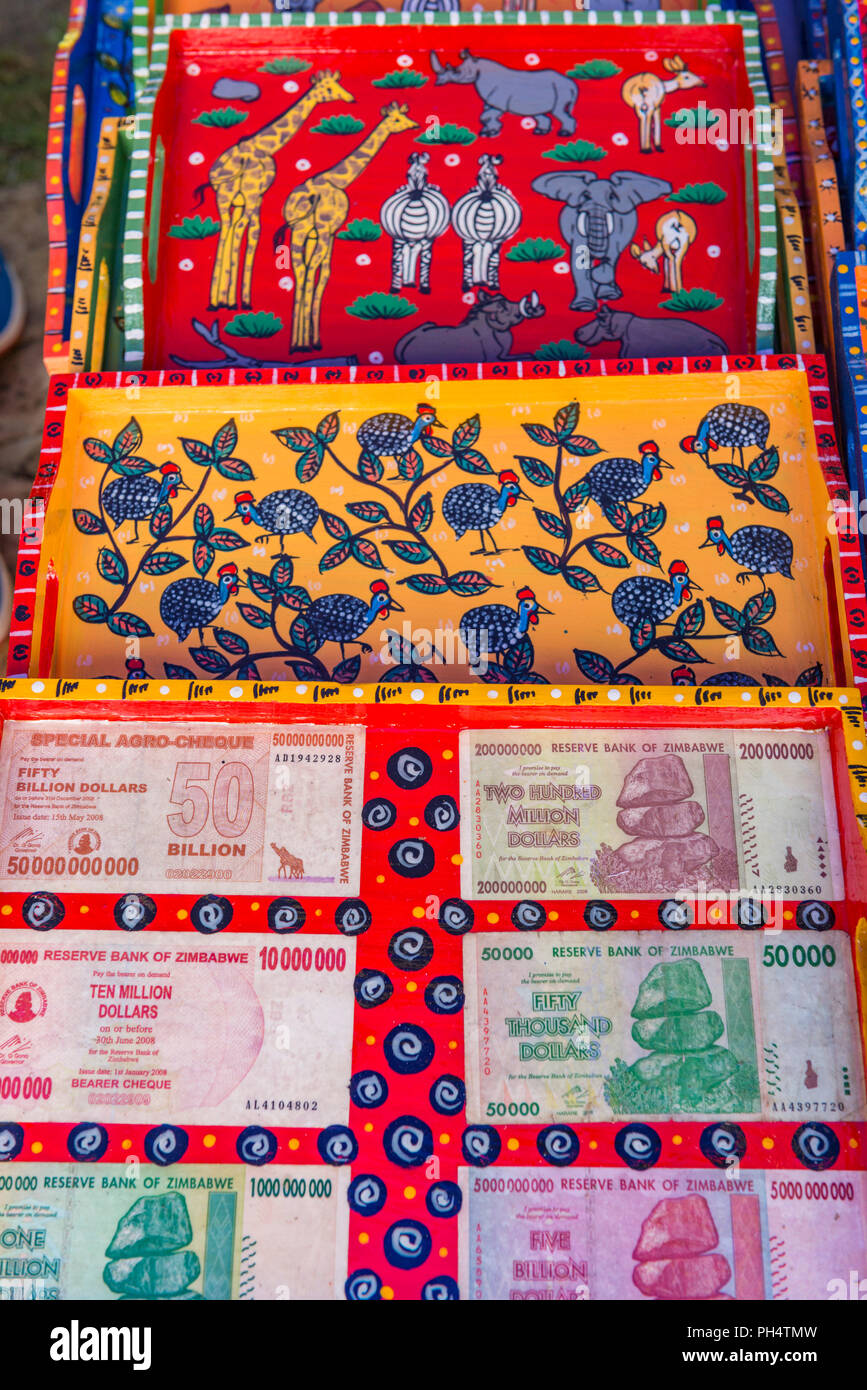 Colourful Zimbabwean art Stock Photo - Alamy