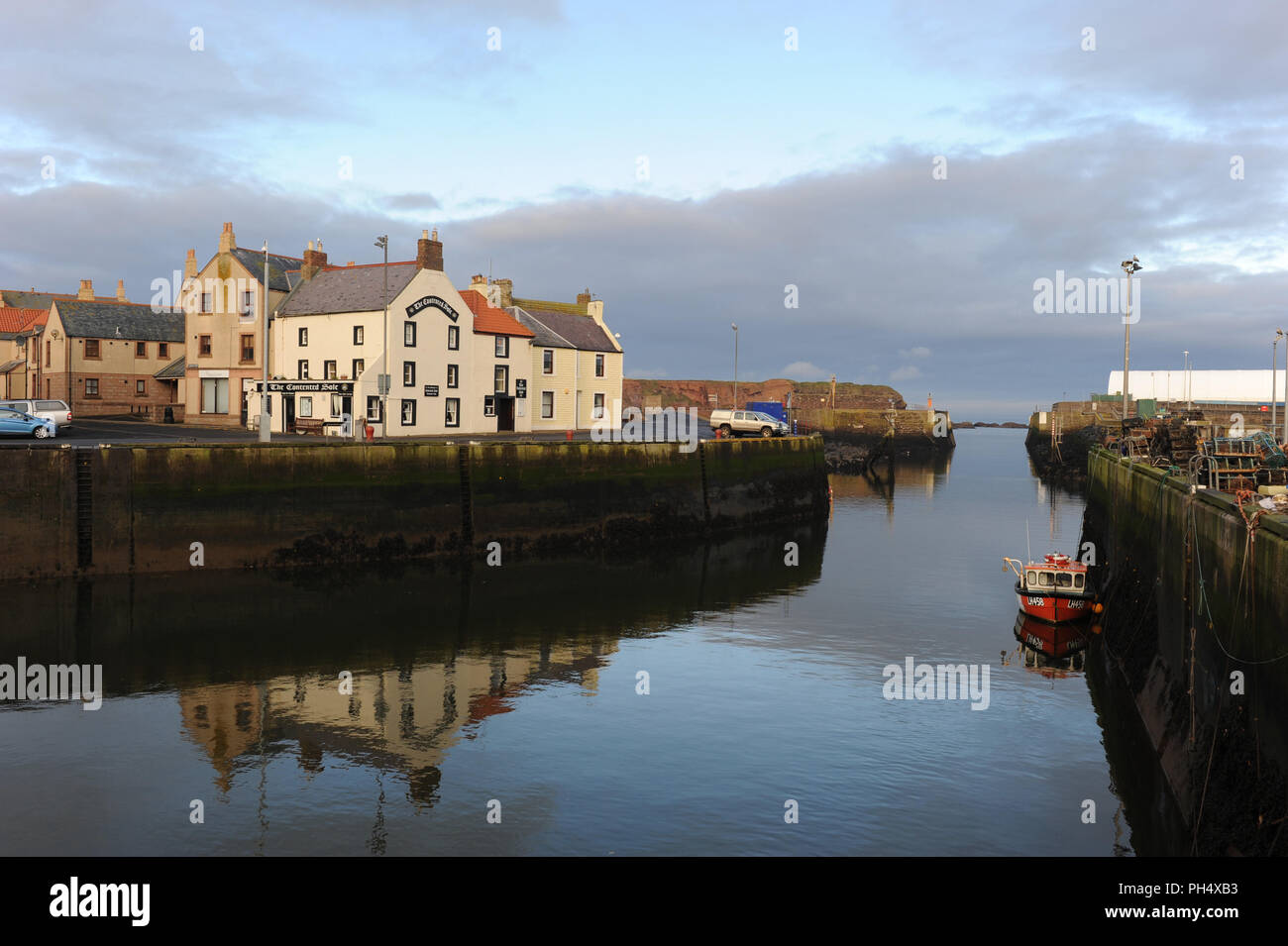 The contented sole hi-res stock photography and images - Alamy