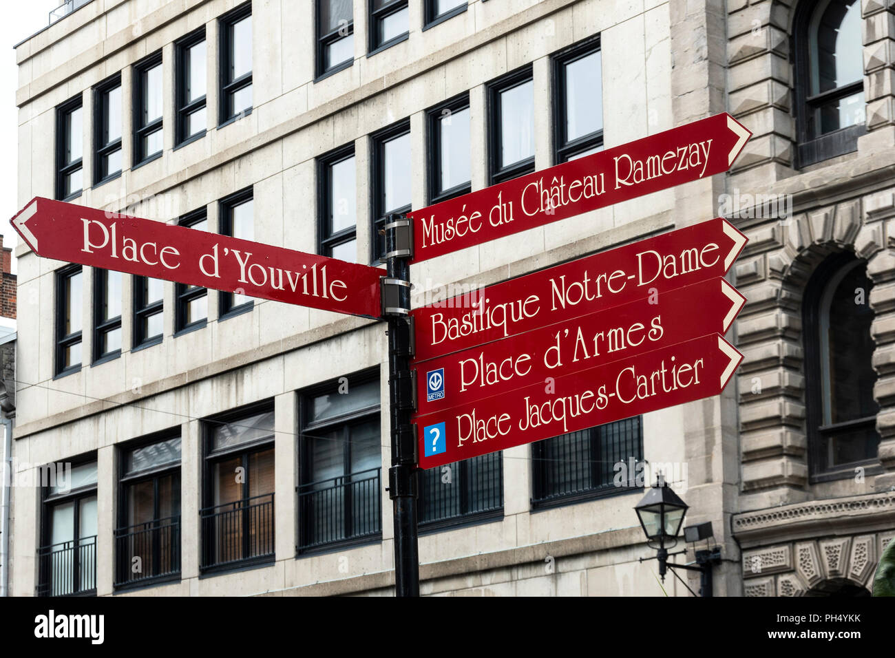French signs quebec hi-res stock photography and images - Alamy