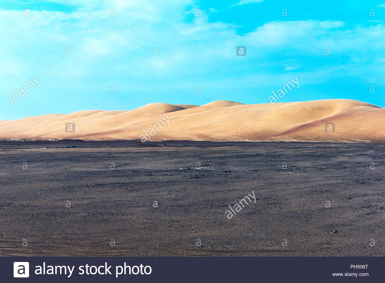 Arid Desert Landscape High Resolution Stock Photography and Images - Alamy