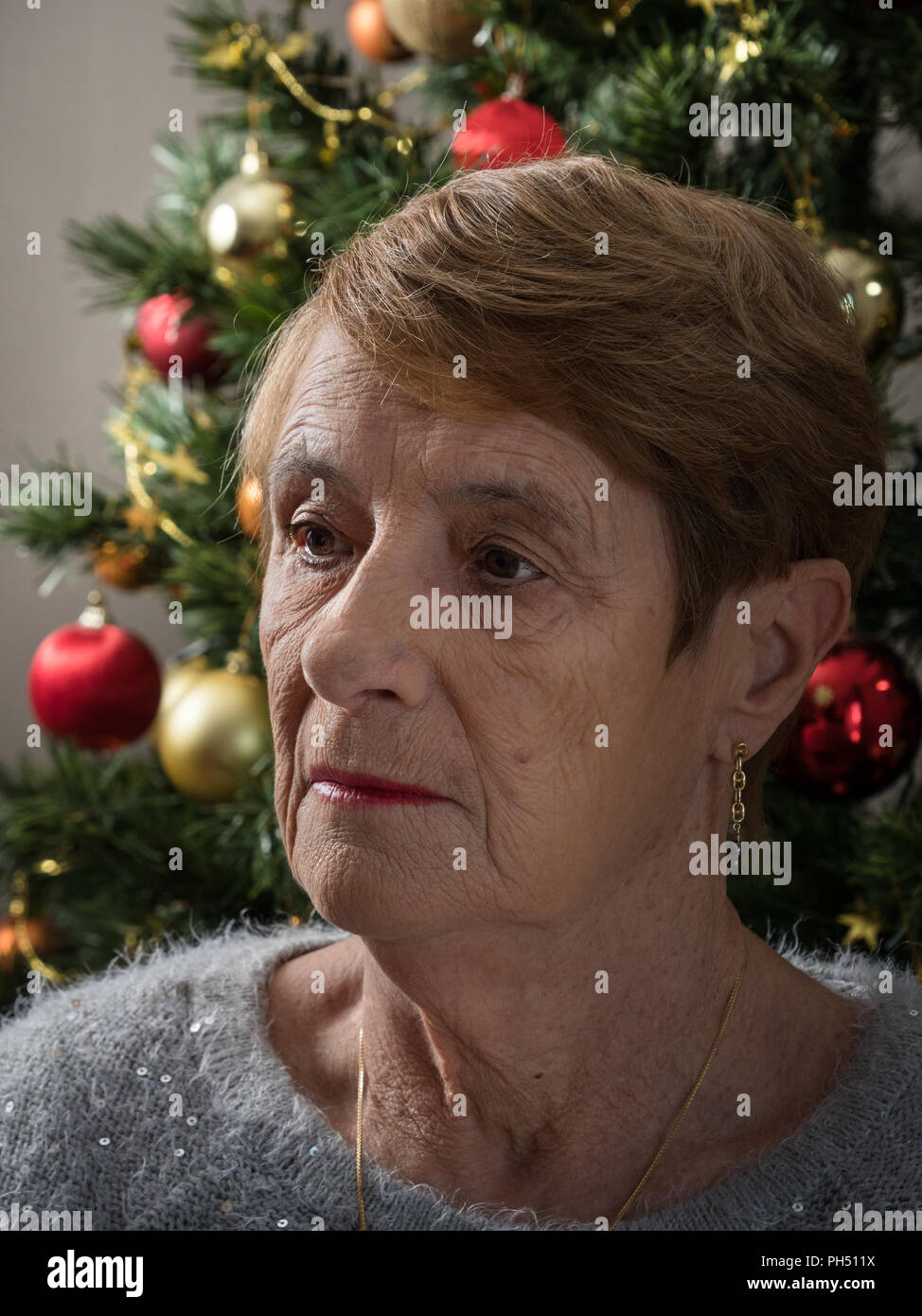 Sad christmas tree hi-res stock photography and images - Alamy