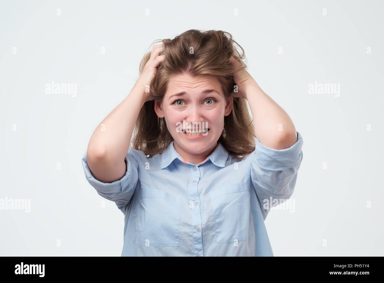 Startled expression hi-res stock photography and images - Alamy