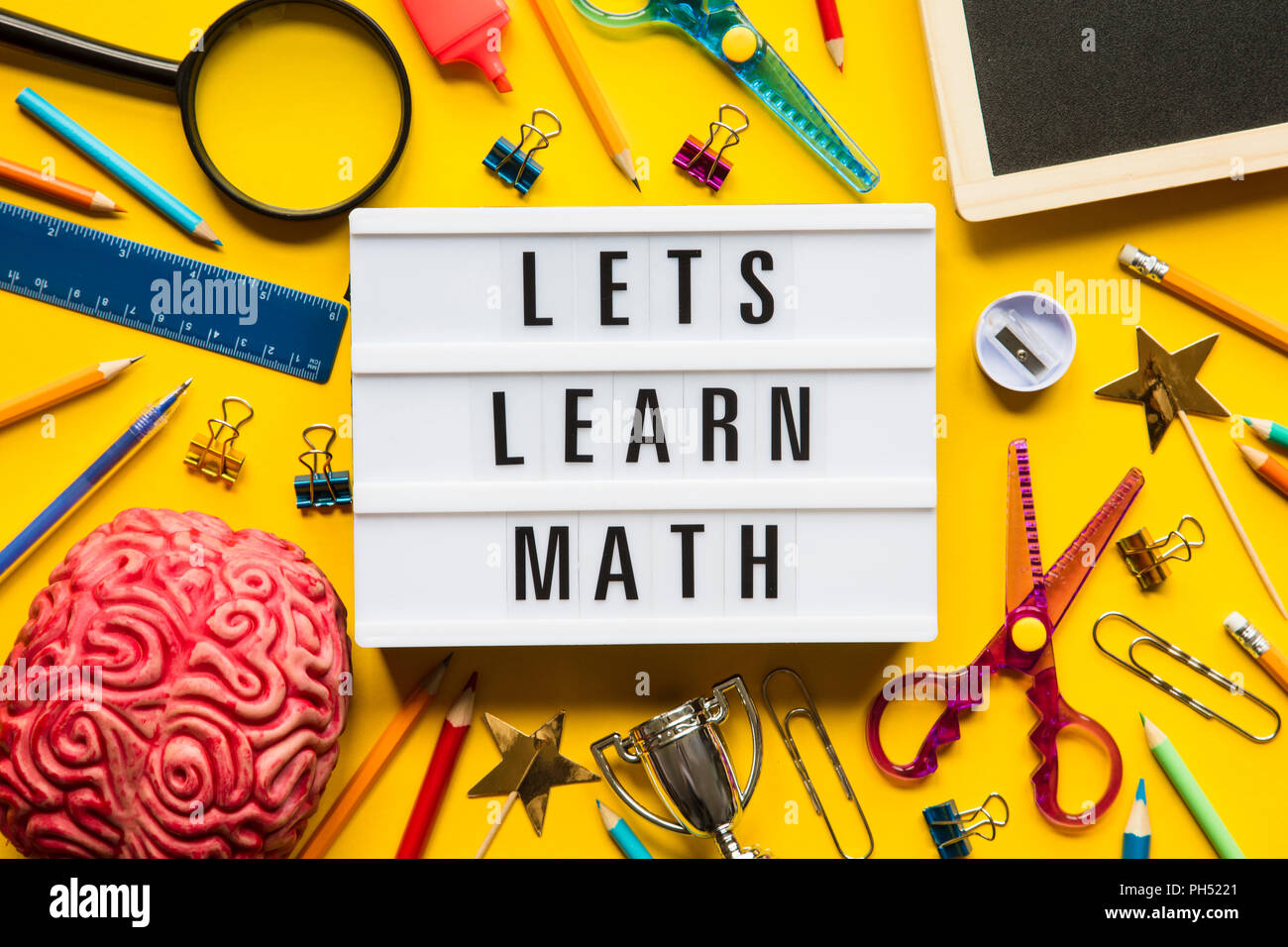 Math background hi-res stock photography and images - Alamy