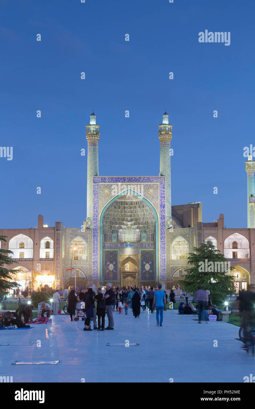 Shah mosque isfahan iran hi-res stock photography and images - Alamy