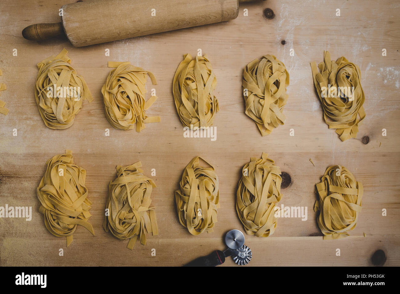 Food prep kitchen overhead hi-res stock photography and images - Alamy