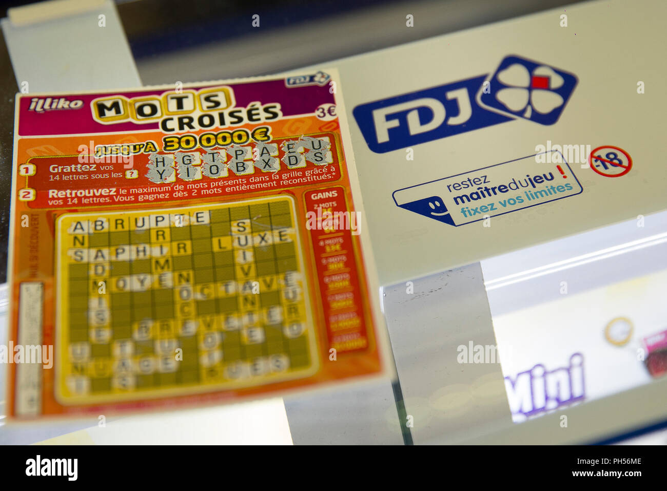 Ticket de grattage hi-res stock photography and images - Alamy