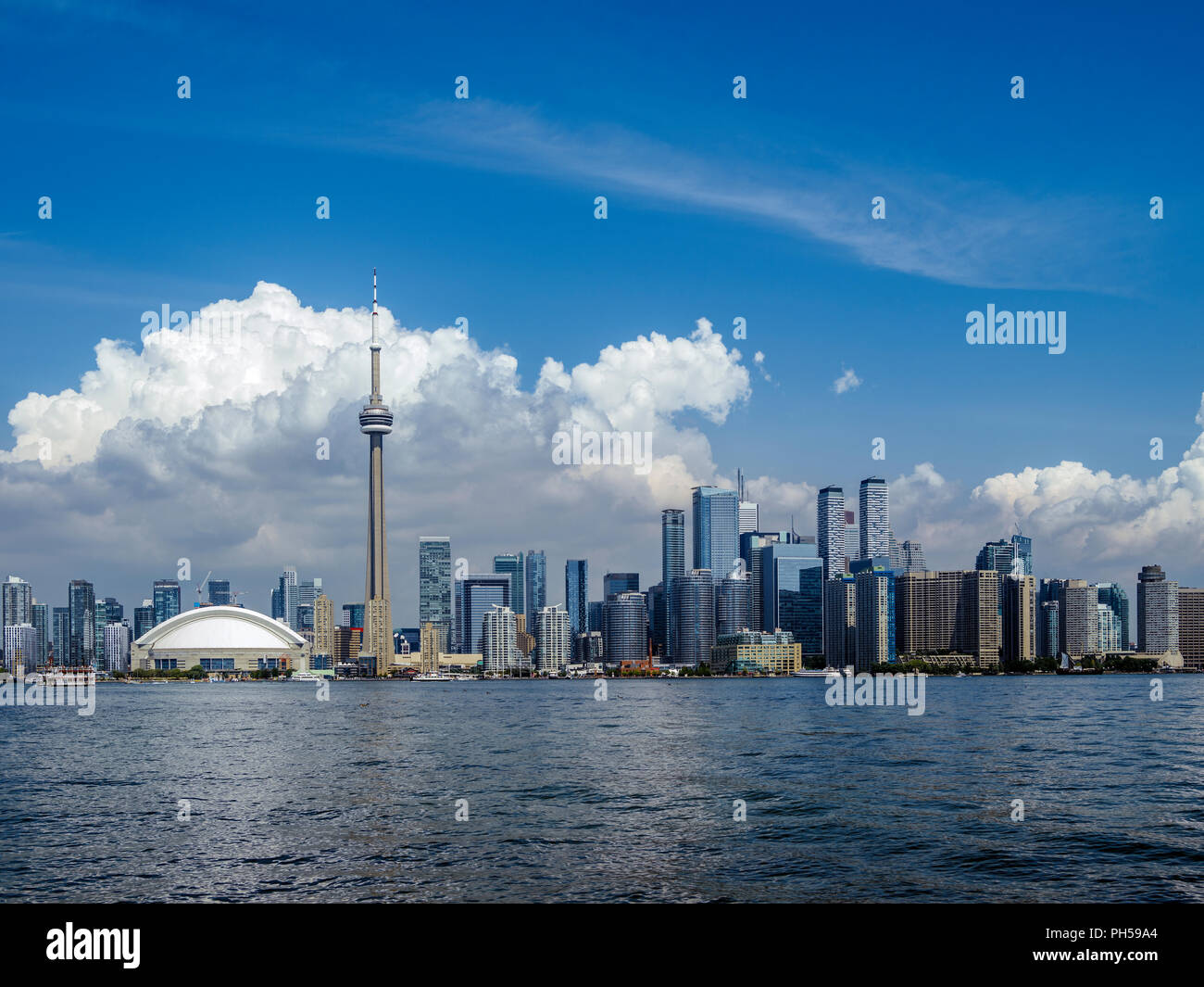 Toronto landscape hi-res stock photography and images - Alamy