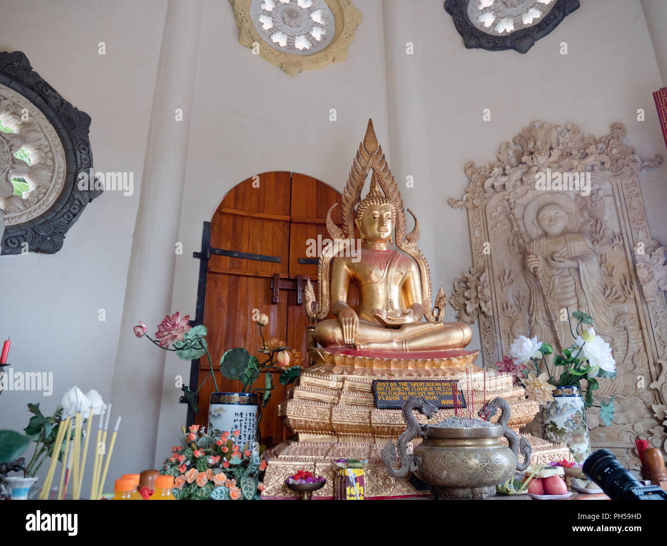Statue of the Buddha god, Sacrifice oblation, traditional offerings for ...