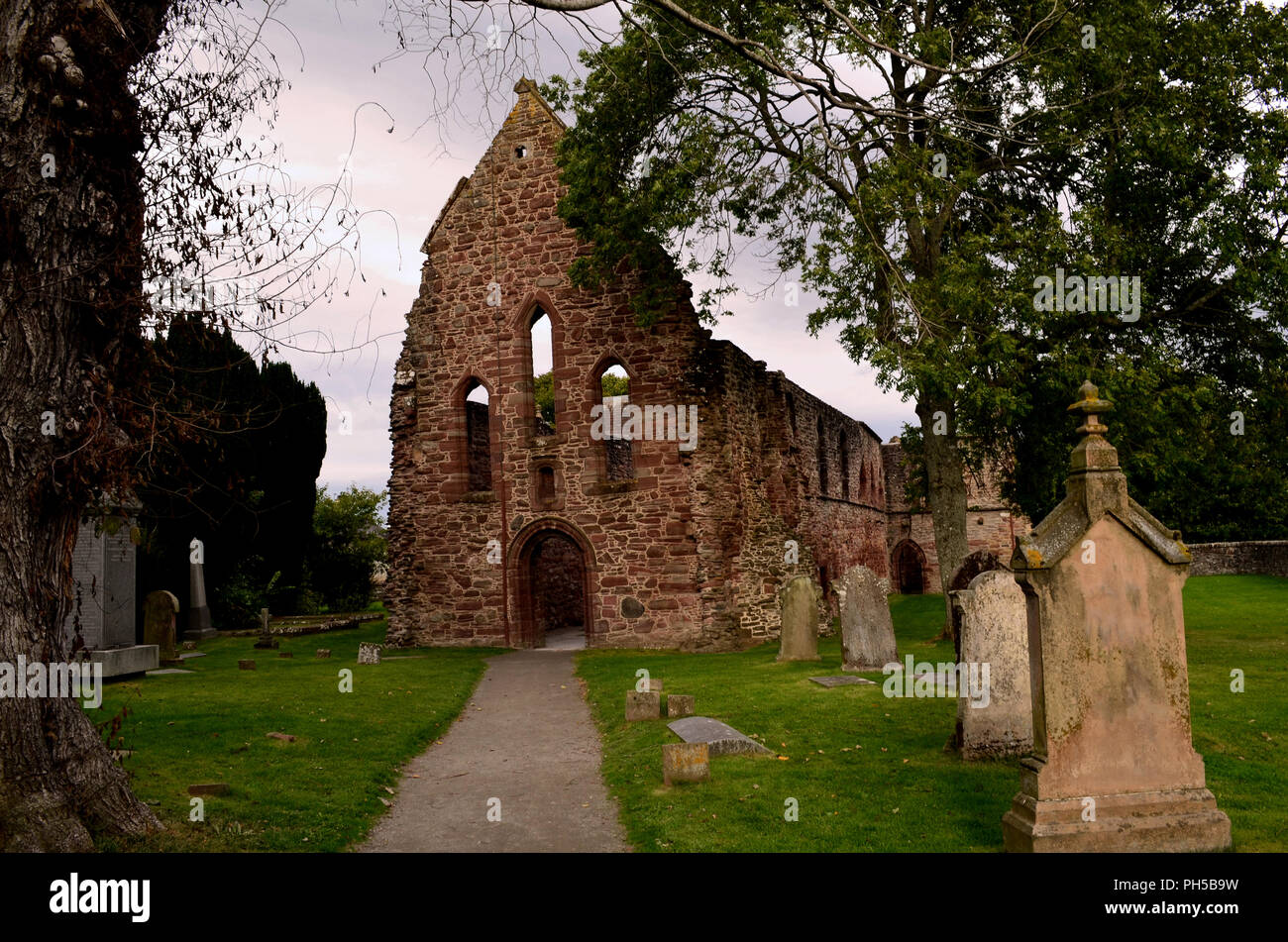 Scottish ruins of Beauly Priory Stock Photo - Alamy