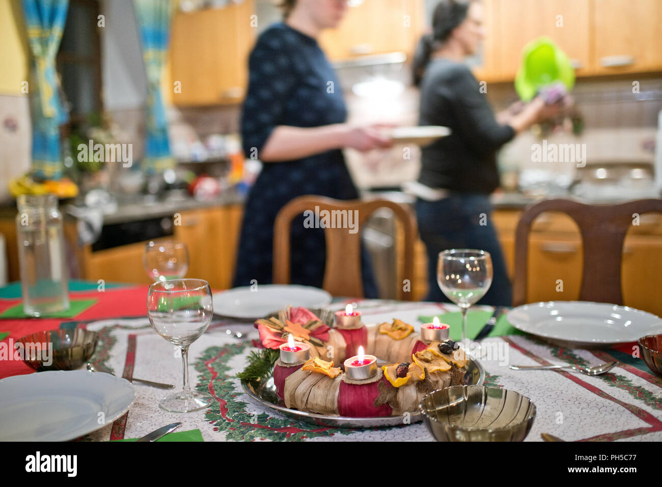 Advent dinner hi-res stock photography and images - Alamy