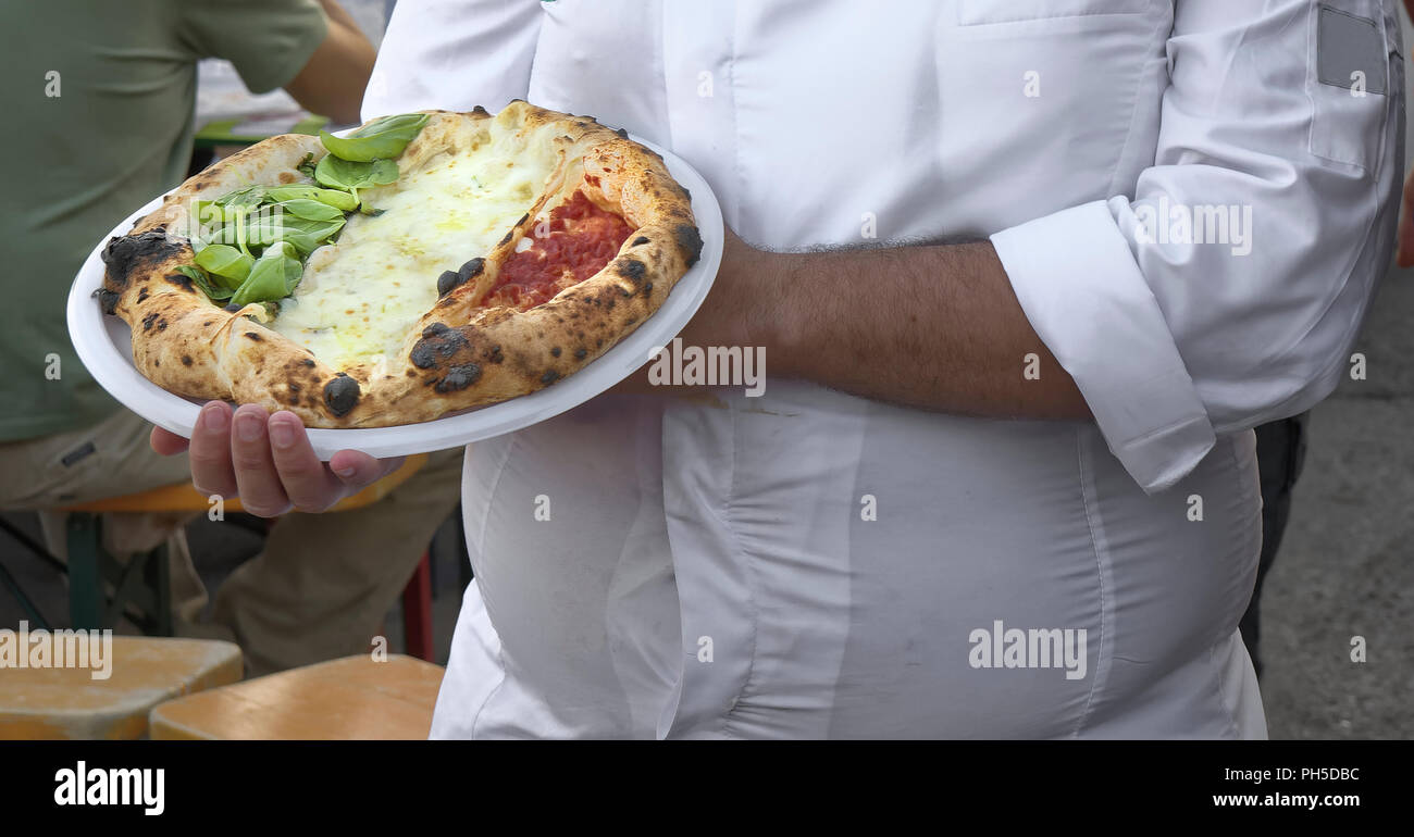 Italian flag pizza hi-res stock photography and images - Alamy