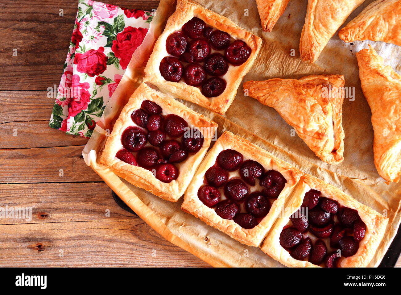 Puff pastry sheet hi-res stock photography and images - Alamy