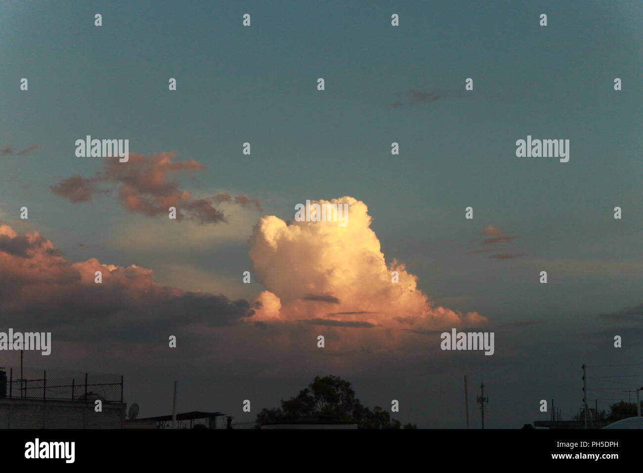 Cloud sky background Stock Photo - Alamy
