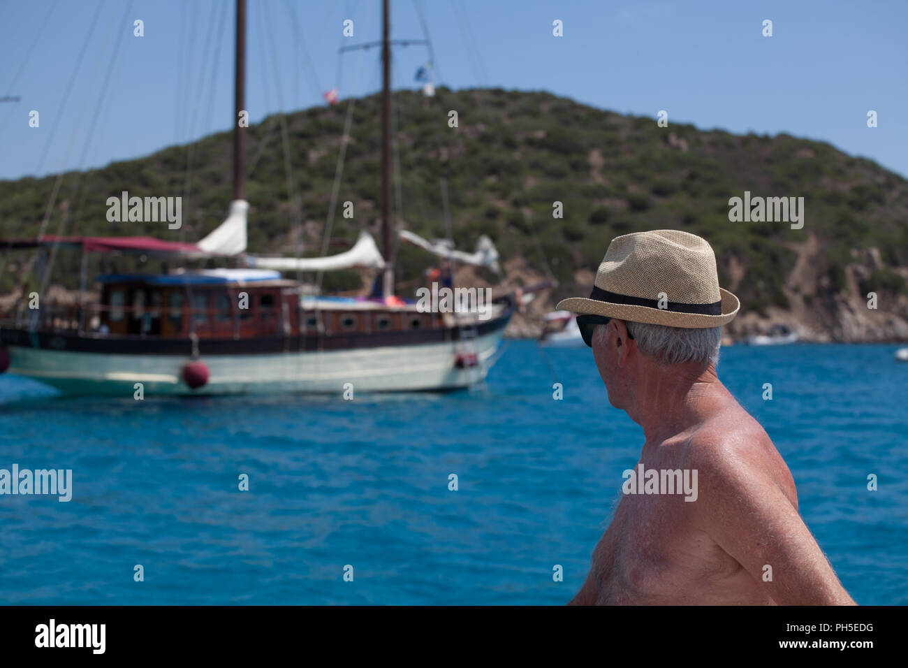 Ocean italy hat hi-res stock photography and images - Alamy