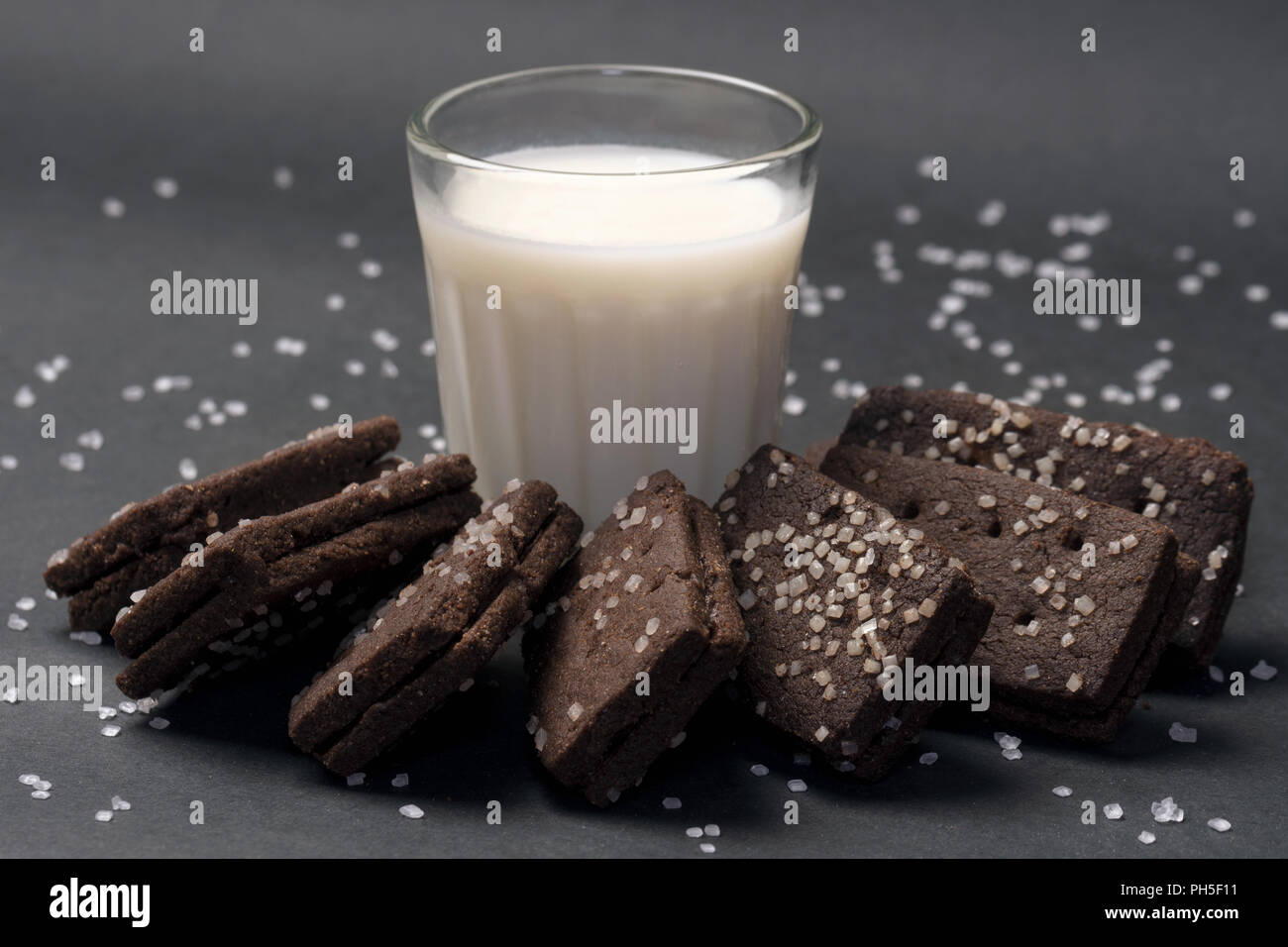 Glass of milk india hi-res stock photography and images - Alamy