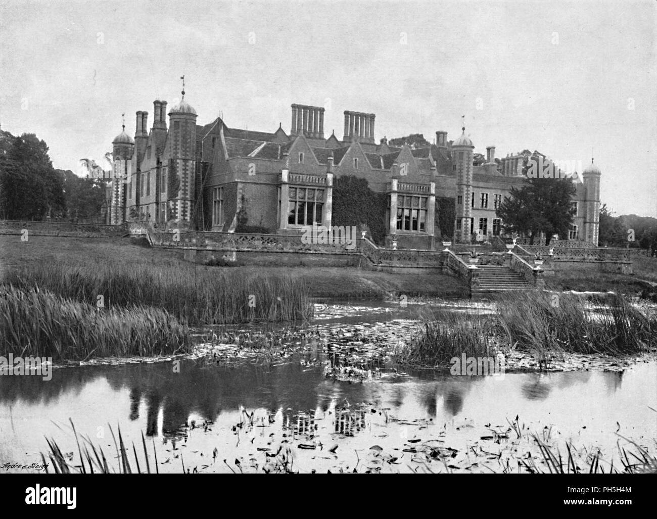 Barton hall hi-res stock photography and images - Alamy