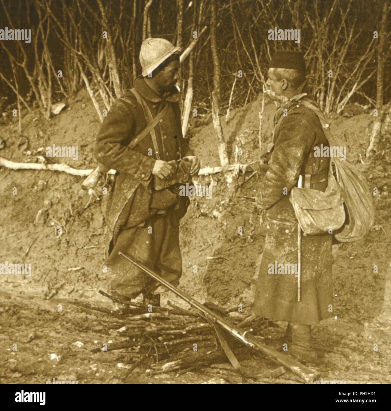 First world war soldier return hi-res stock photography and images - Alamy