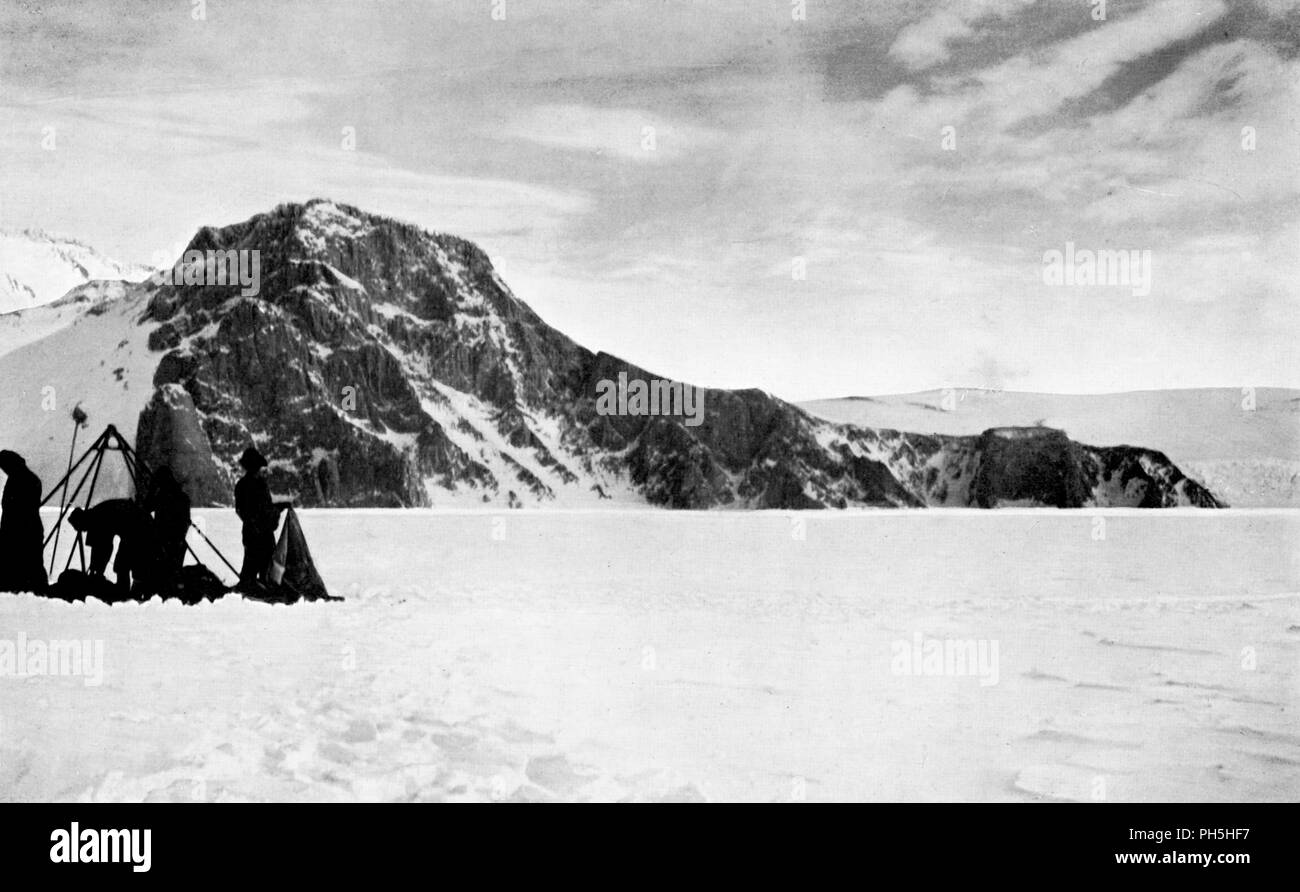 Mount henry Black and White Stock Photos & Images - Alamy