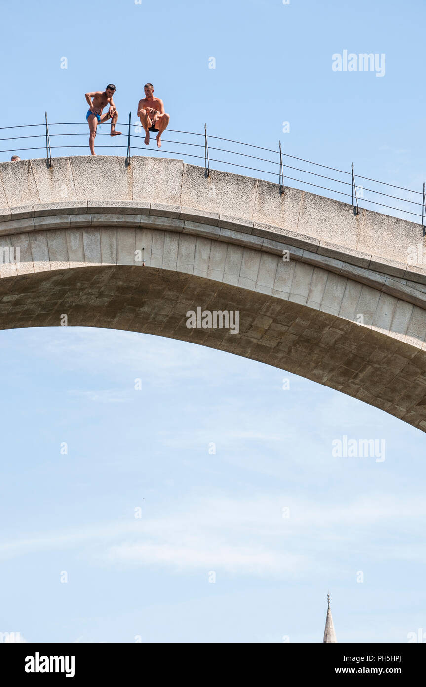 Cliff diving competition mostar hi-res stock photography and images - Alamy