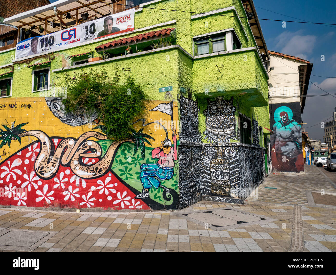 Graffiti in colombia hi-res stock photography and images - Alamy