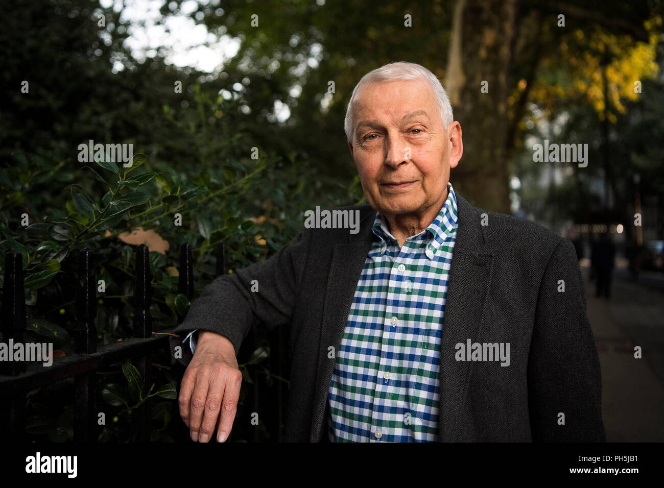 Frank field hi-res stock photography and images - Alamy