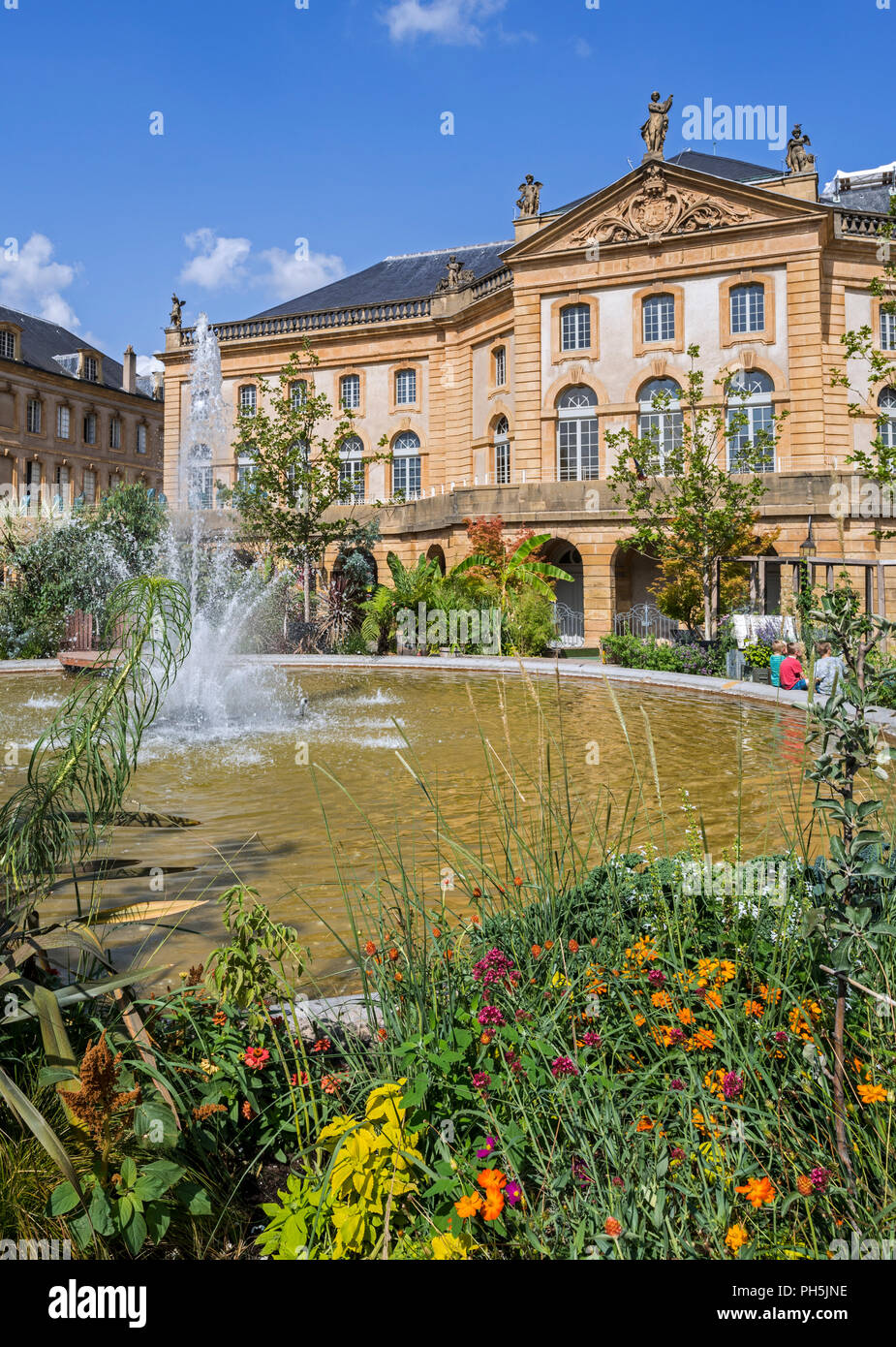 Metropole theatre opera house hi-res stock photography and images - Alamy