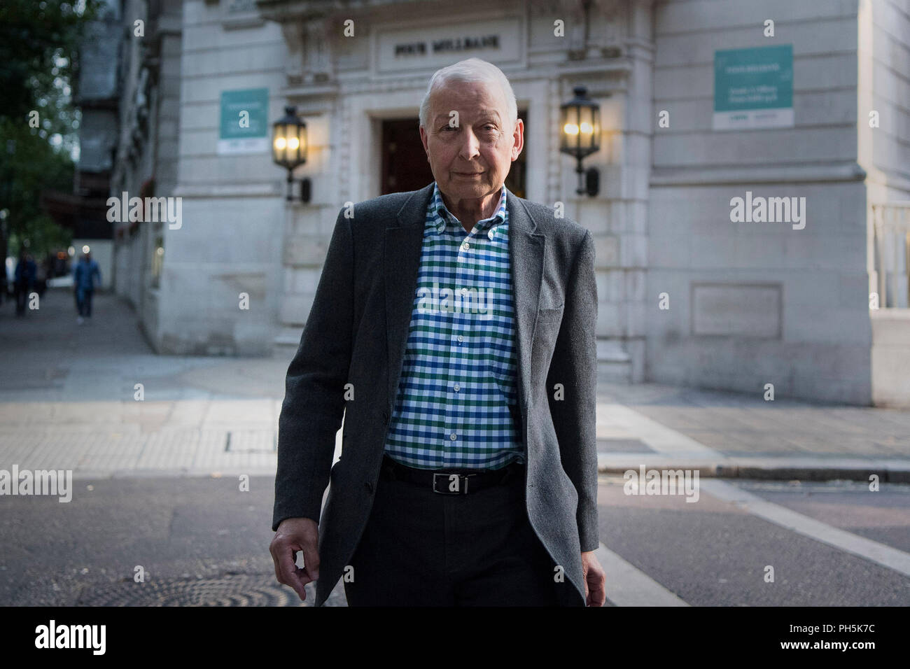 Frank field labour mp hi-res stock photography and images - Alamy