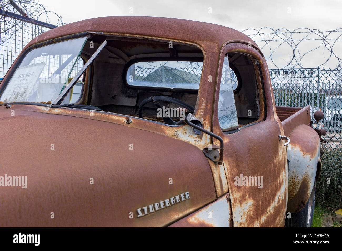 1948/9 Studebaker Pickup which needs restoring and is in a rusty ...