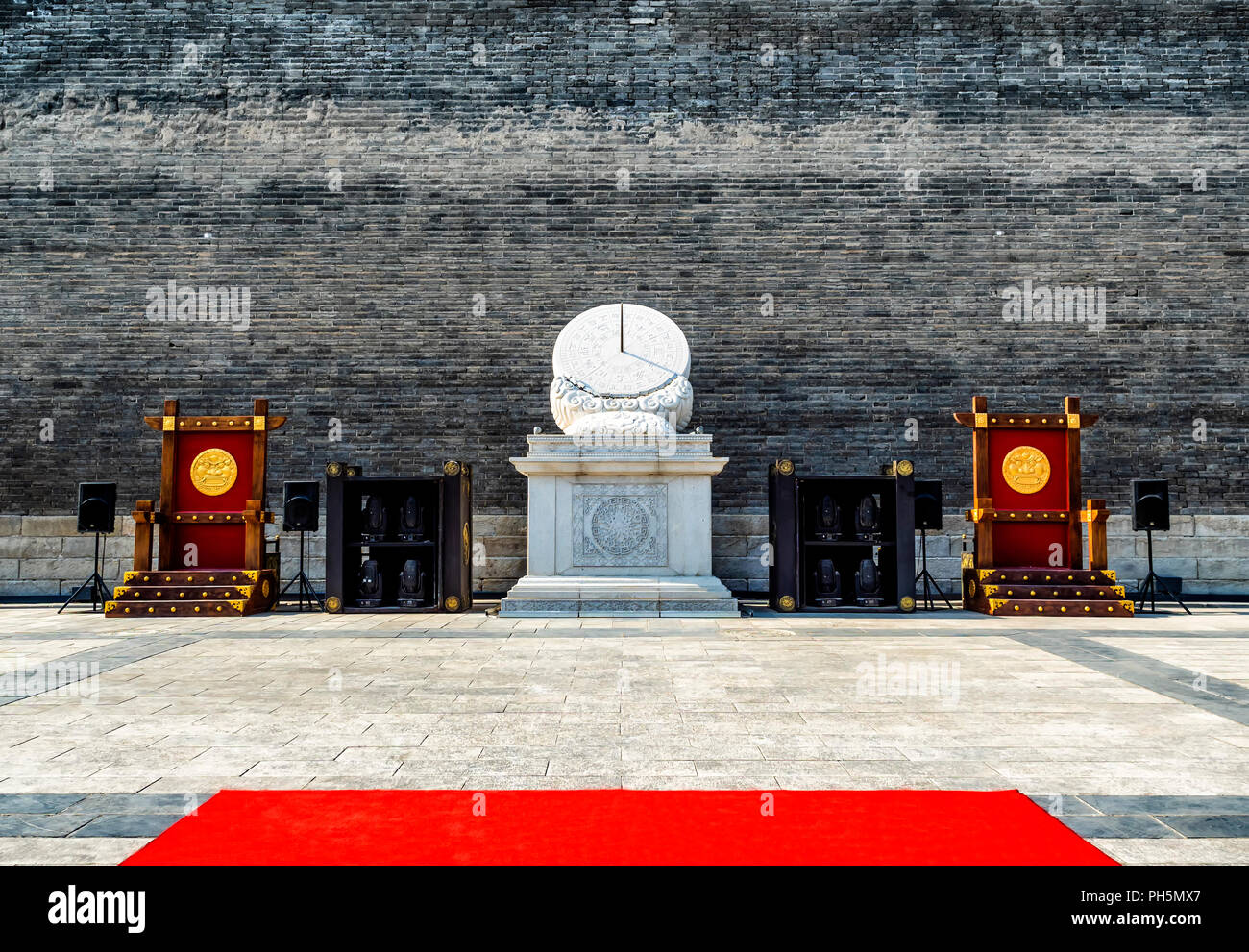 Xian city wall entrance hall - Xian city, Shaanxi province, China Stock ...