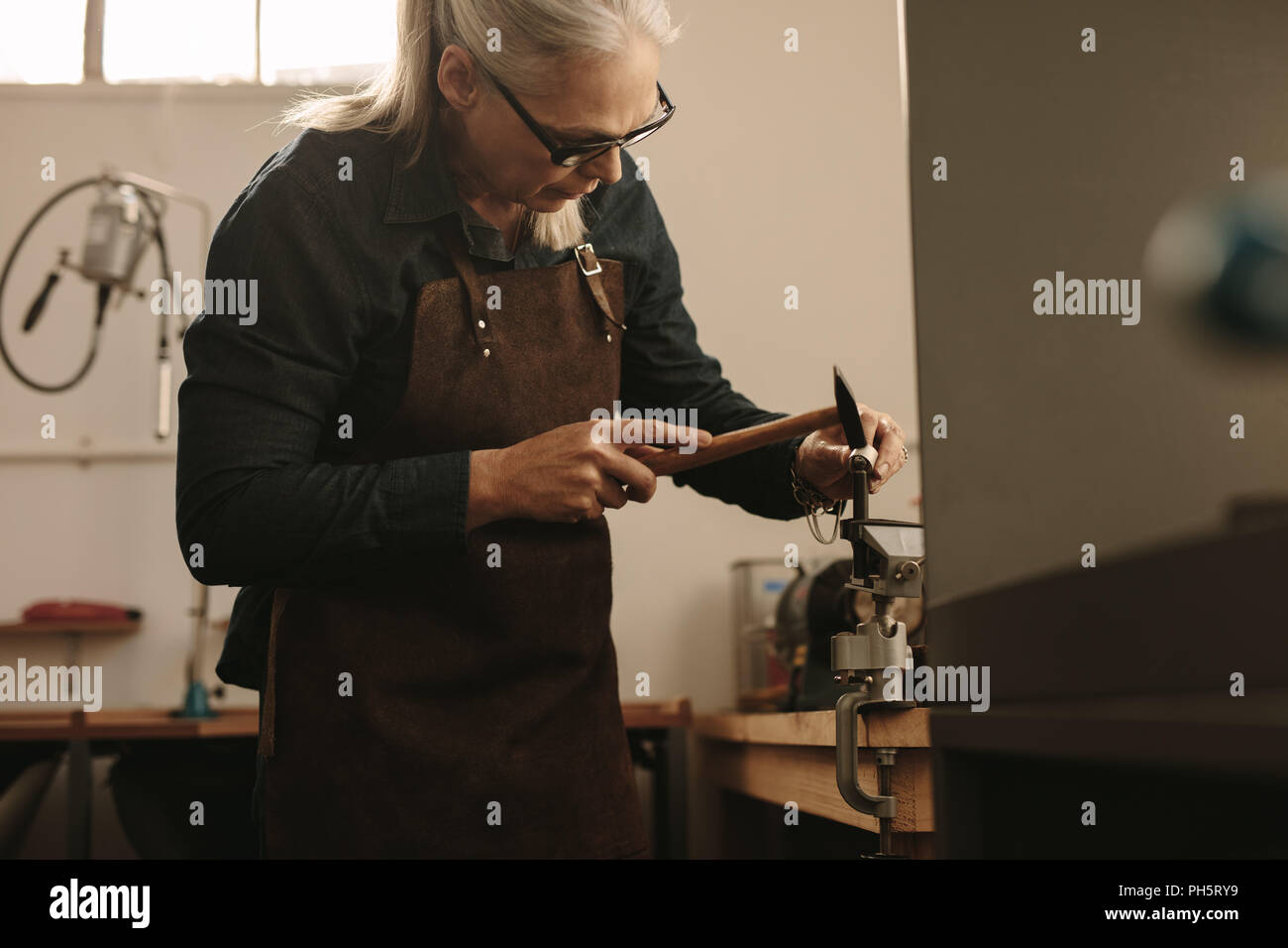 Designing tool hi-res stock photography and images - Alamy