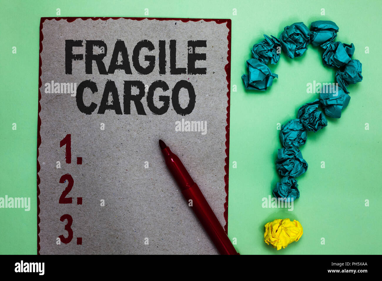 Papers corrugated hi-res stock photography and images - Alamy