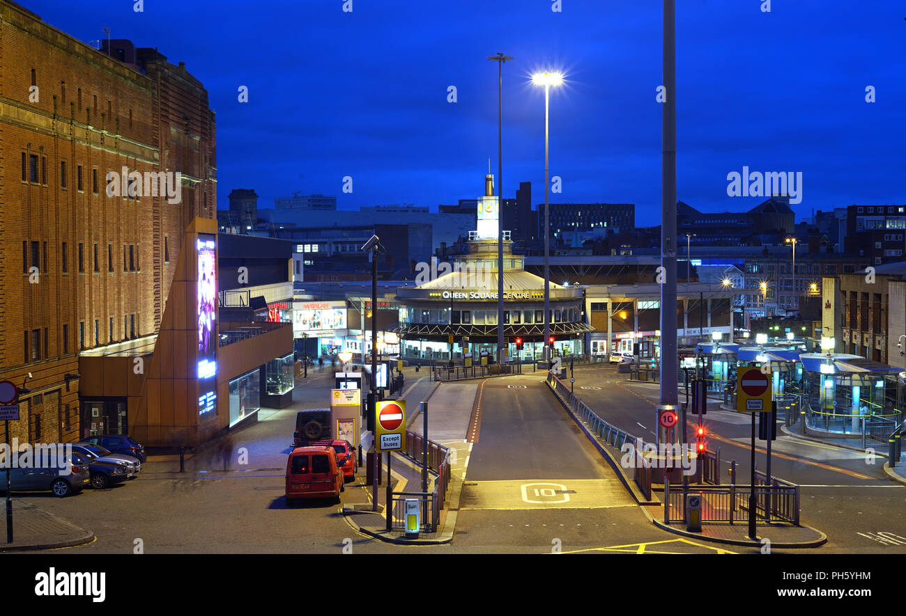 Royal court theatre liverpool hi-res stock photography and images - Alamy