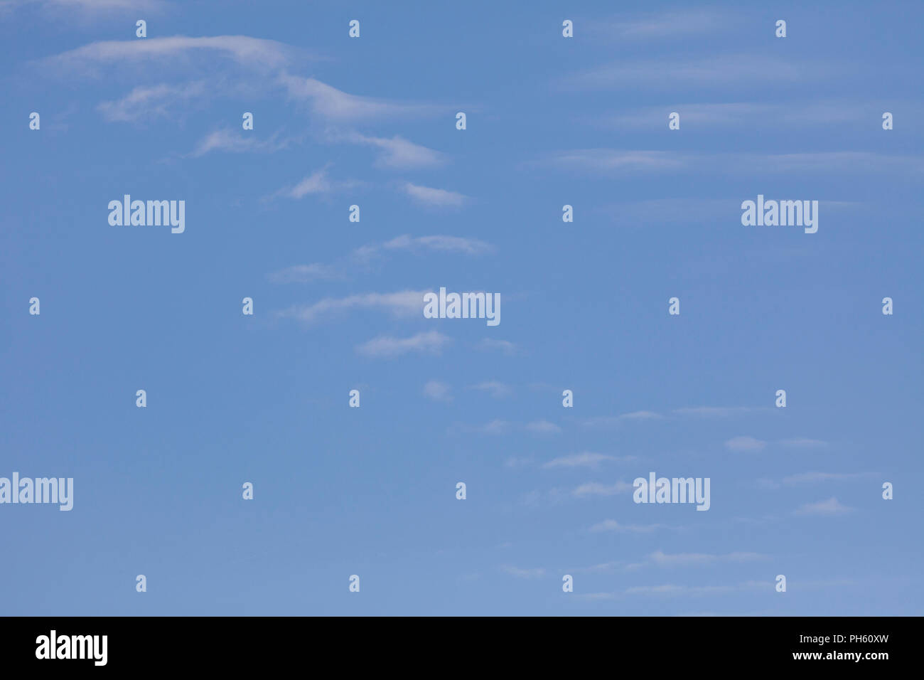 Stacked lenticular cloud hi-res stock photography and images - Alamy