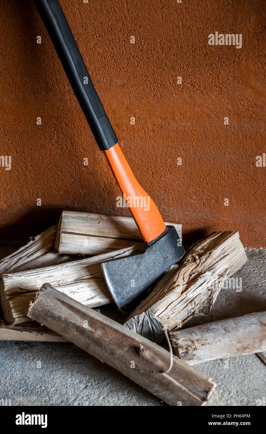 Timber axe hi-res stock photography and images - Alamy