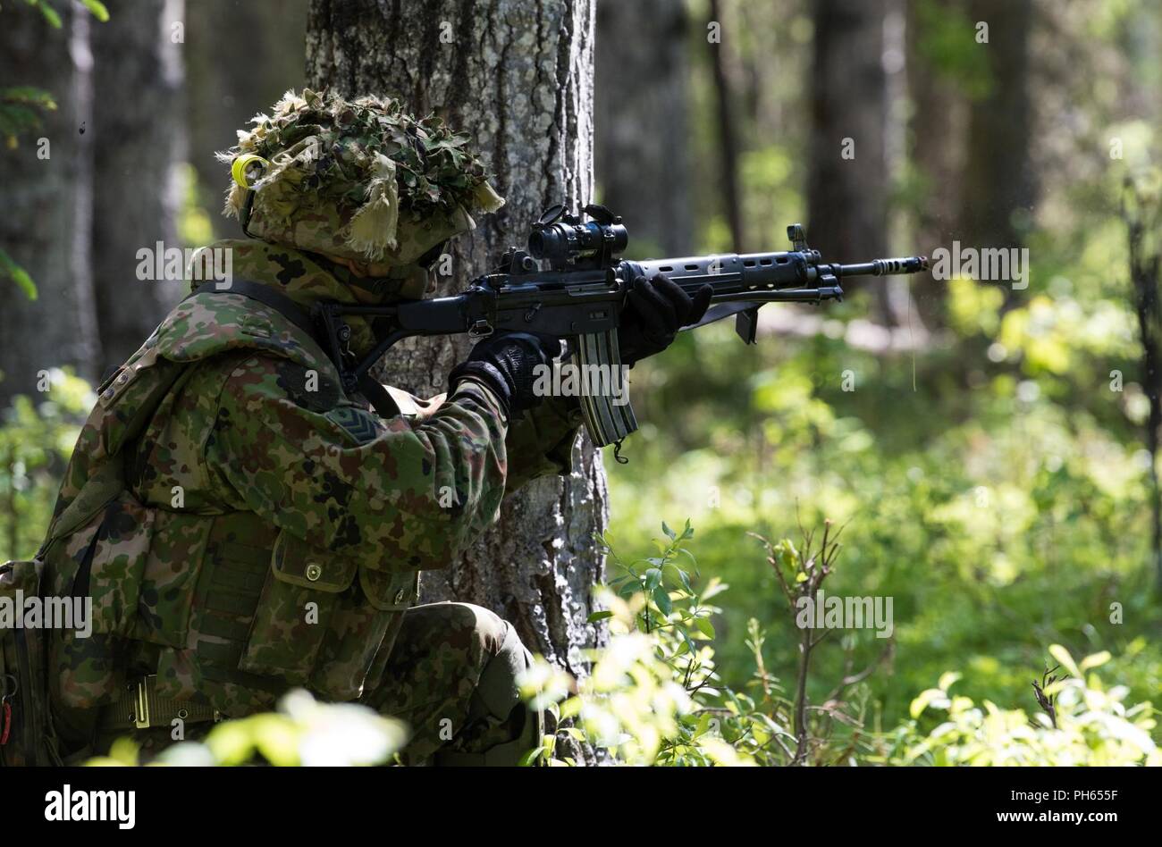 U.S. Army Alaska infantrymen from the 1st Stryker Brigade Combat Team ...