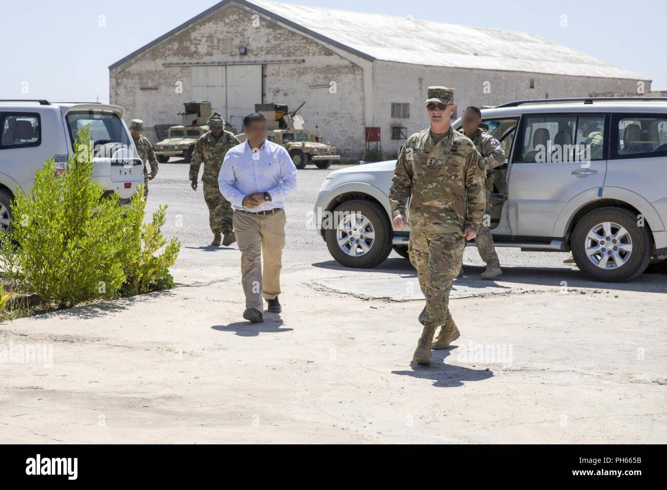 U.S. Army Maj. Gen. Walter Piatt, Deputy Commander of Transition of ...