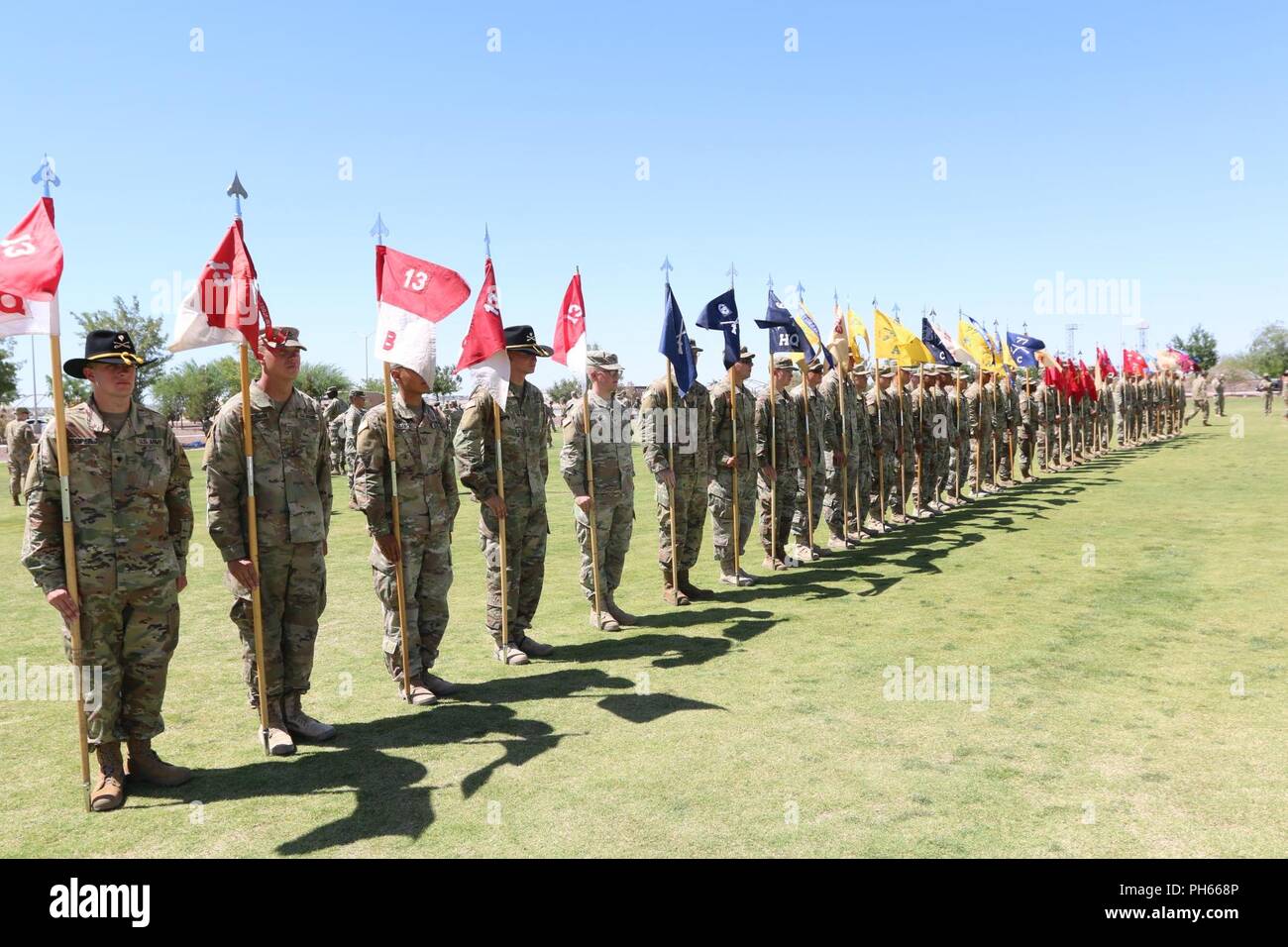 Soldiers with 3rd Armored Brigade Combat Team, 1st Armored Division ...