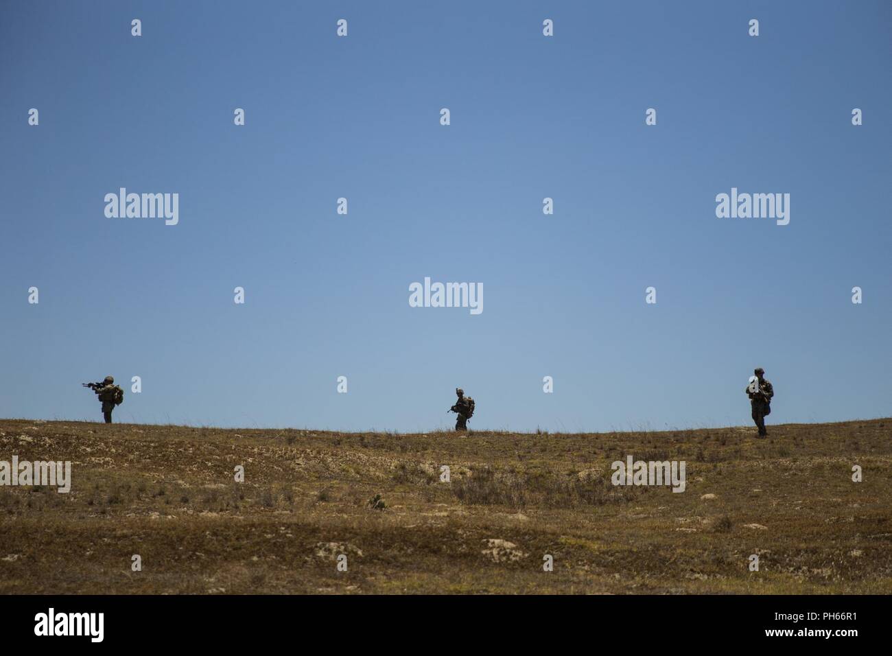 U.S. Marines with 1st Light Armored Reconnaissance Battalion, 1st ...