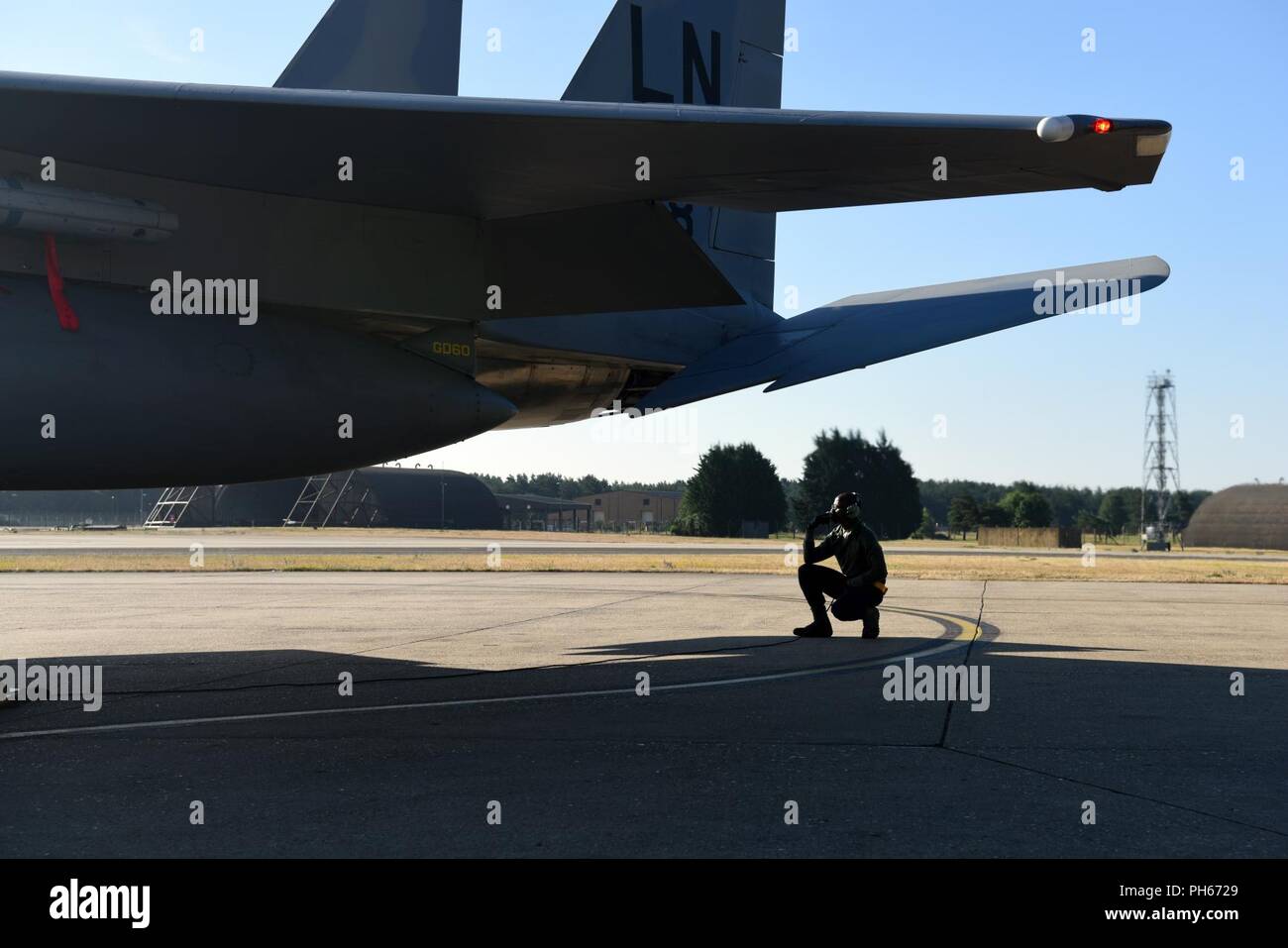 Raf maintenance unit hi-res stock photography and images - Alamy