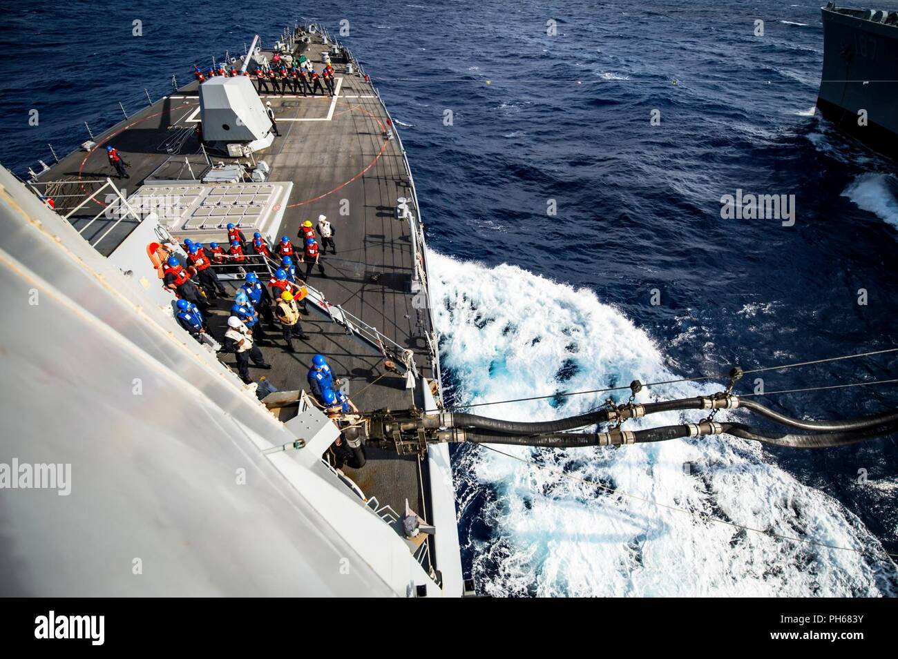 PACIFIC OCEAN (June 28, 2018) – The guided-missile destroyer USS Dewey ...