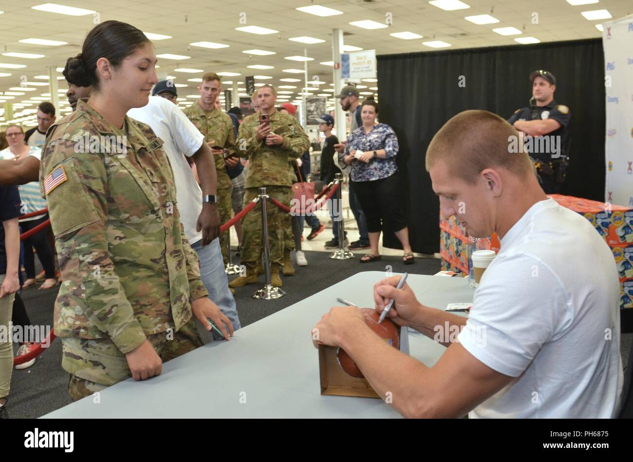 51st expeditionary signal battalion hi-res stock photography and images ...