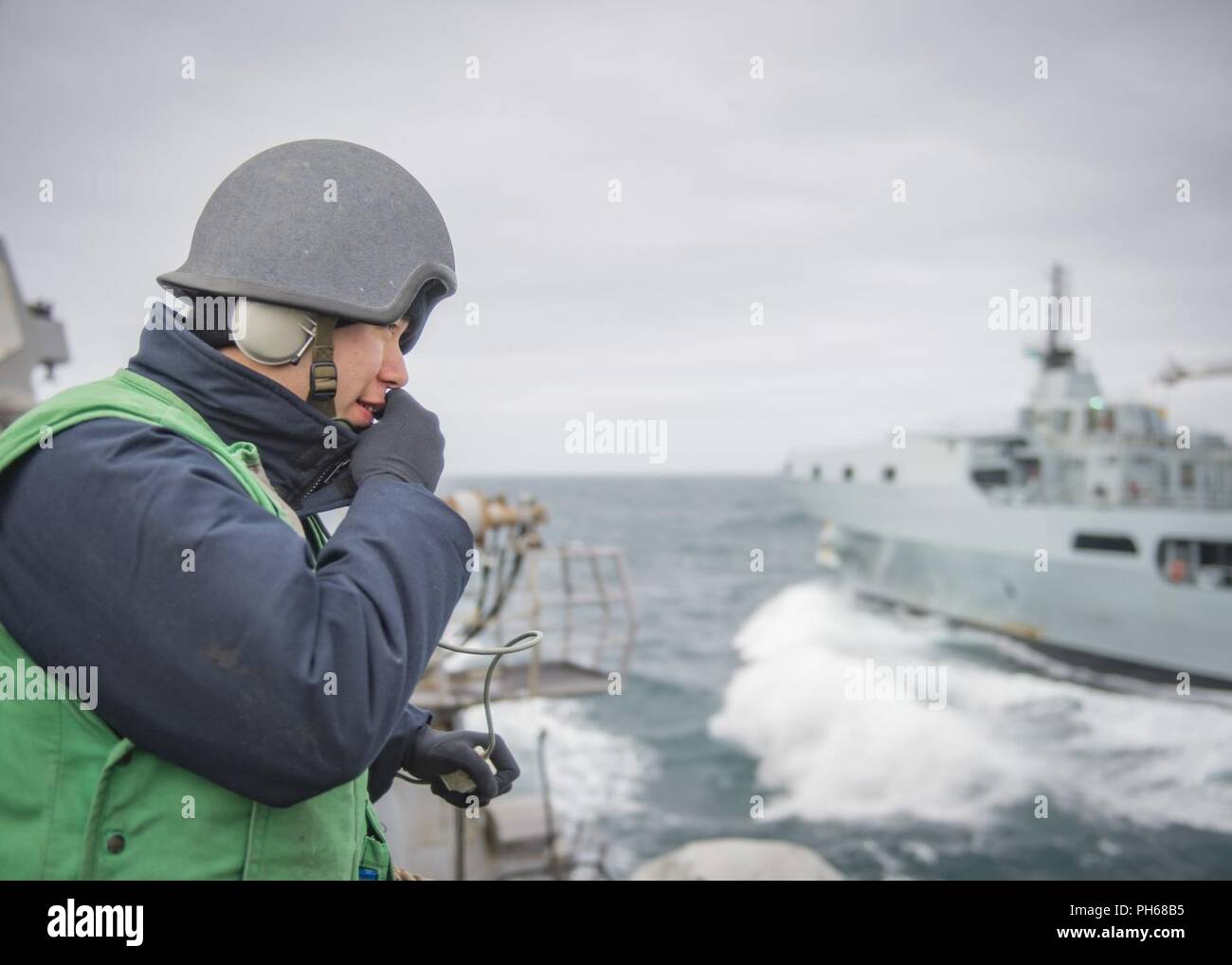 SEA (June 26, 2018) Sonar Technician (Surface) 3rd Class Chance Spurlin ...