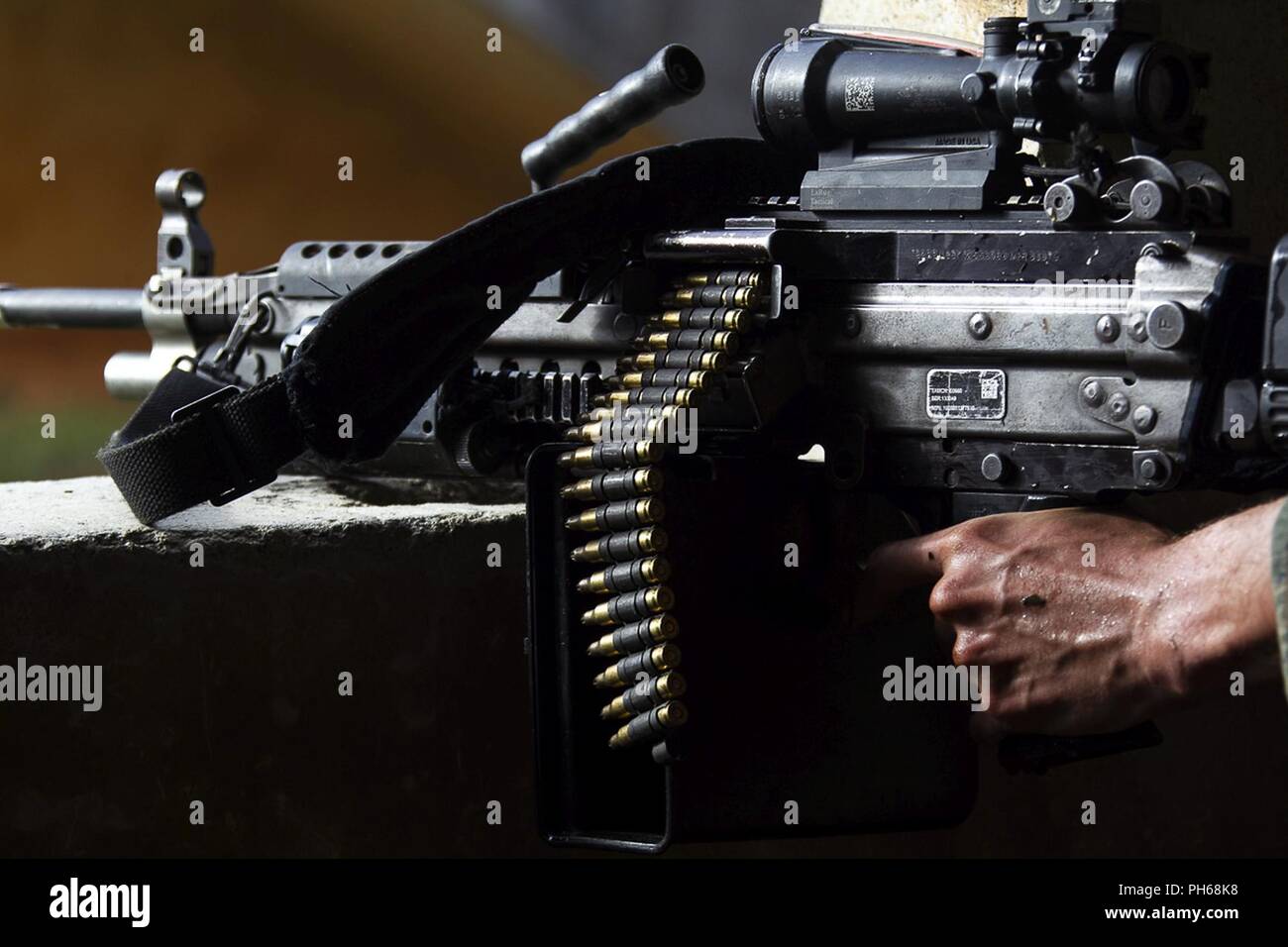 M249 squad assault weapon hi-res stock photography and images - Alamy