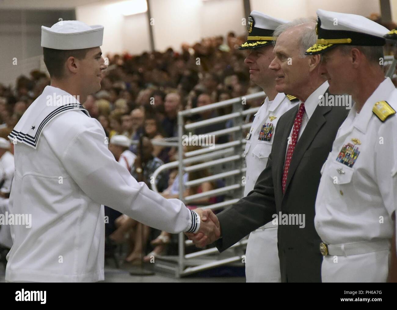 Navy boot camp graduation hi-res stock photography and images - Alamy