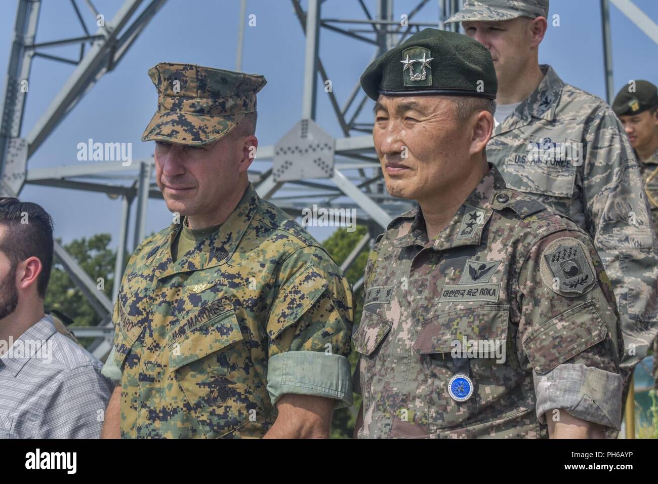 Rok us combined forces command hi-res stock photography and images - Alamy
