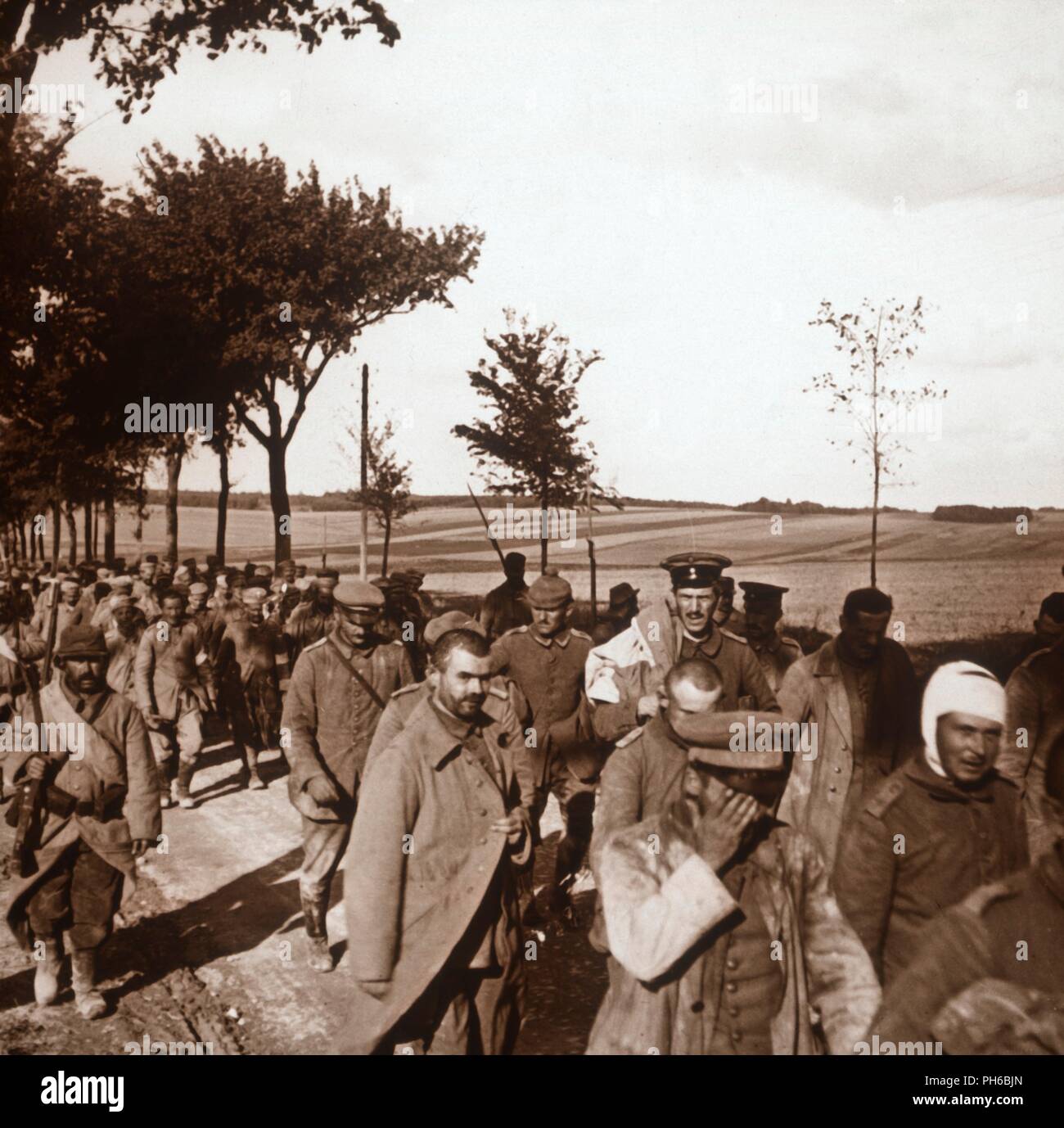 Wwi first world war soldiers german germany pow prisoner france hi-res ...