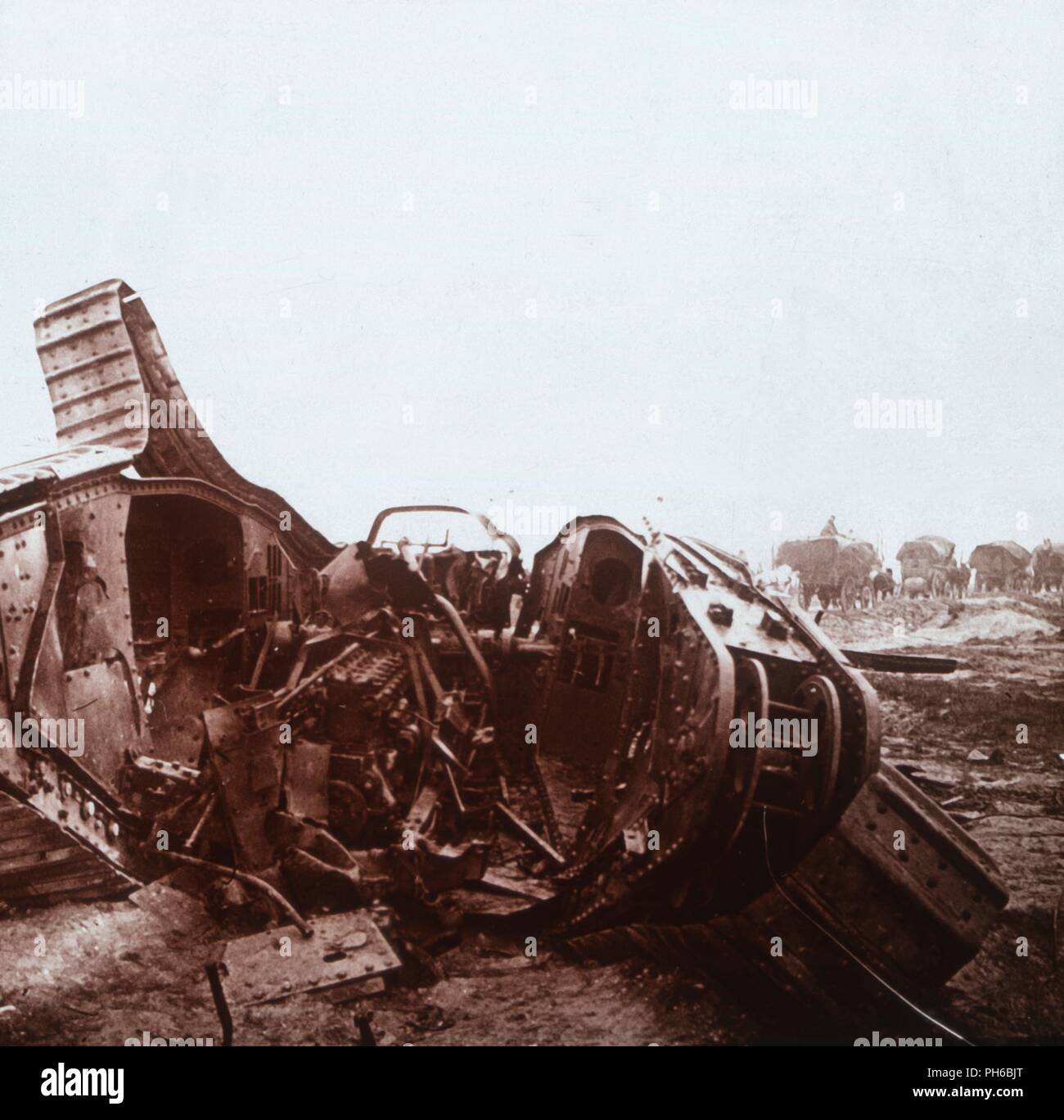 Destroyed tank wwi hi-res stock photography and images - Alamy