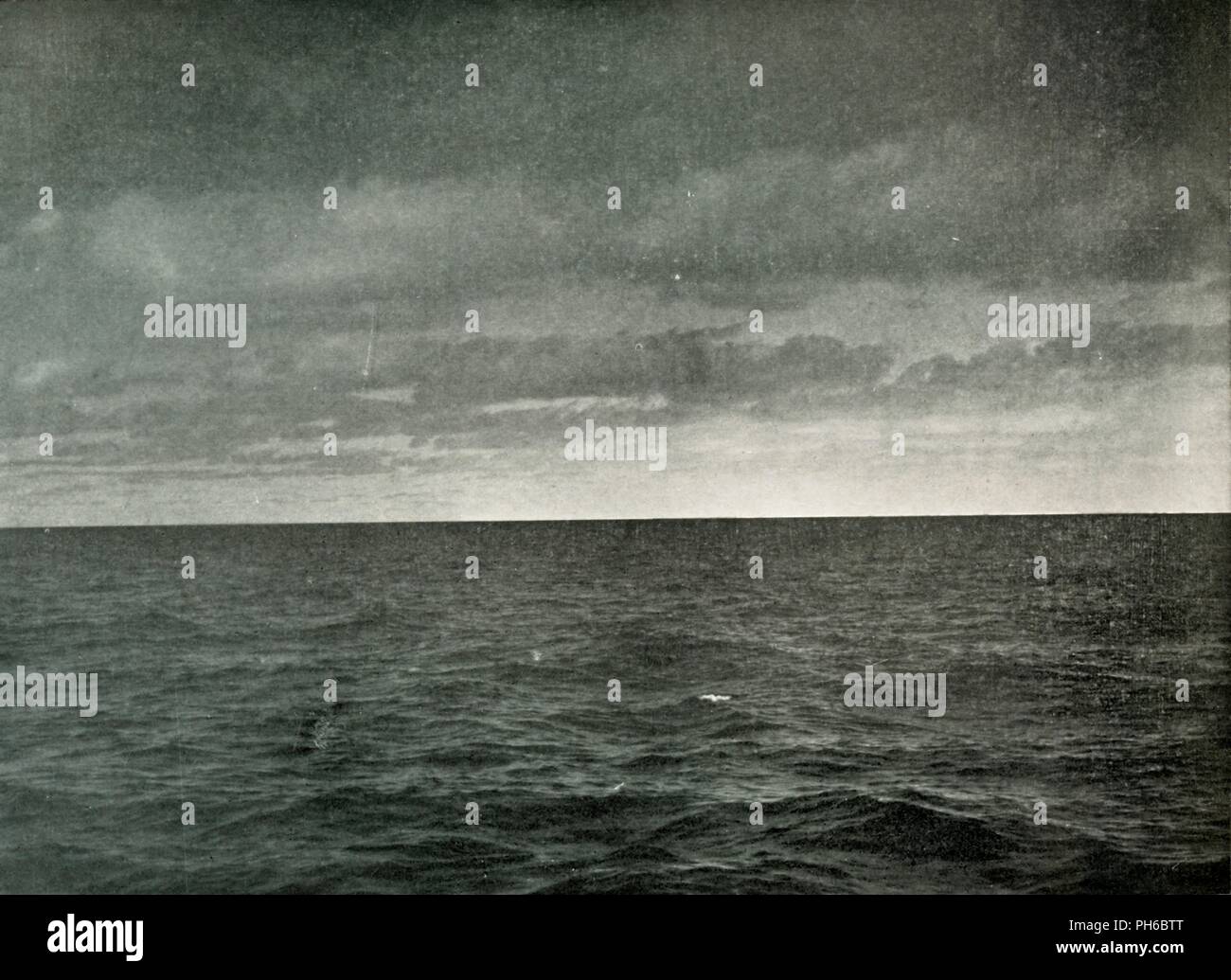 Ice blink hi-res stock photography and images - Alamy