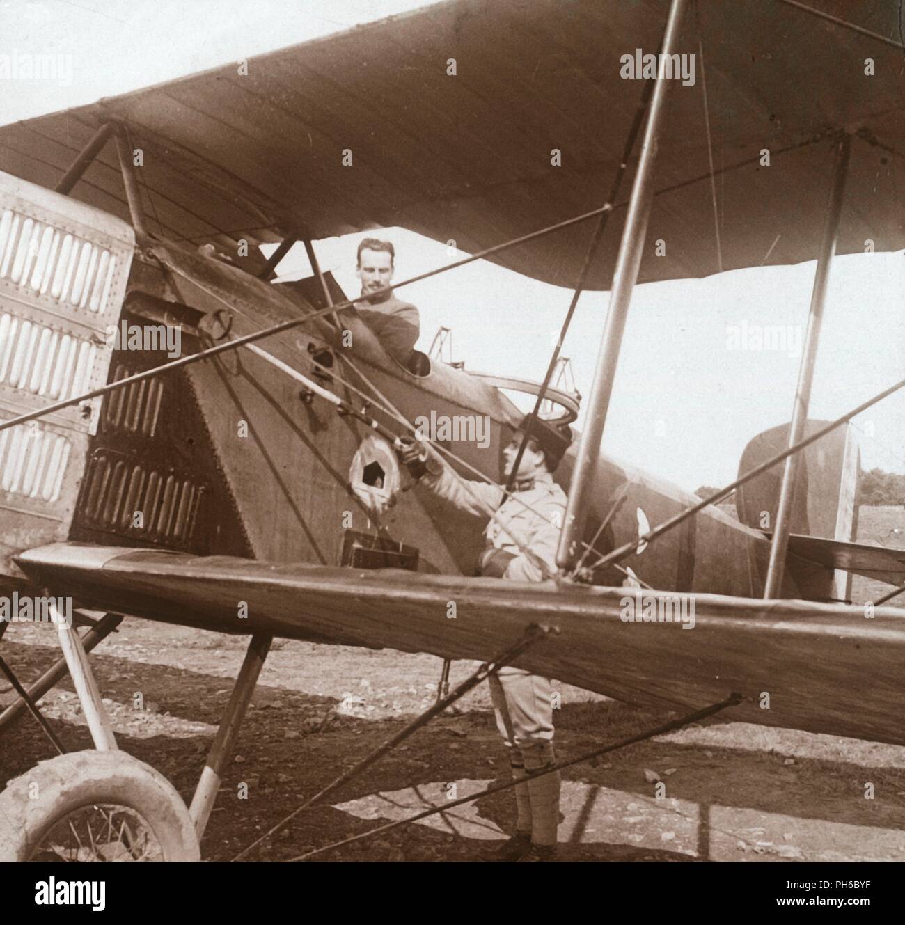 Pilot in biplane, c1914-c1918. Artist: Unknown Stock Photo - Alamy