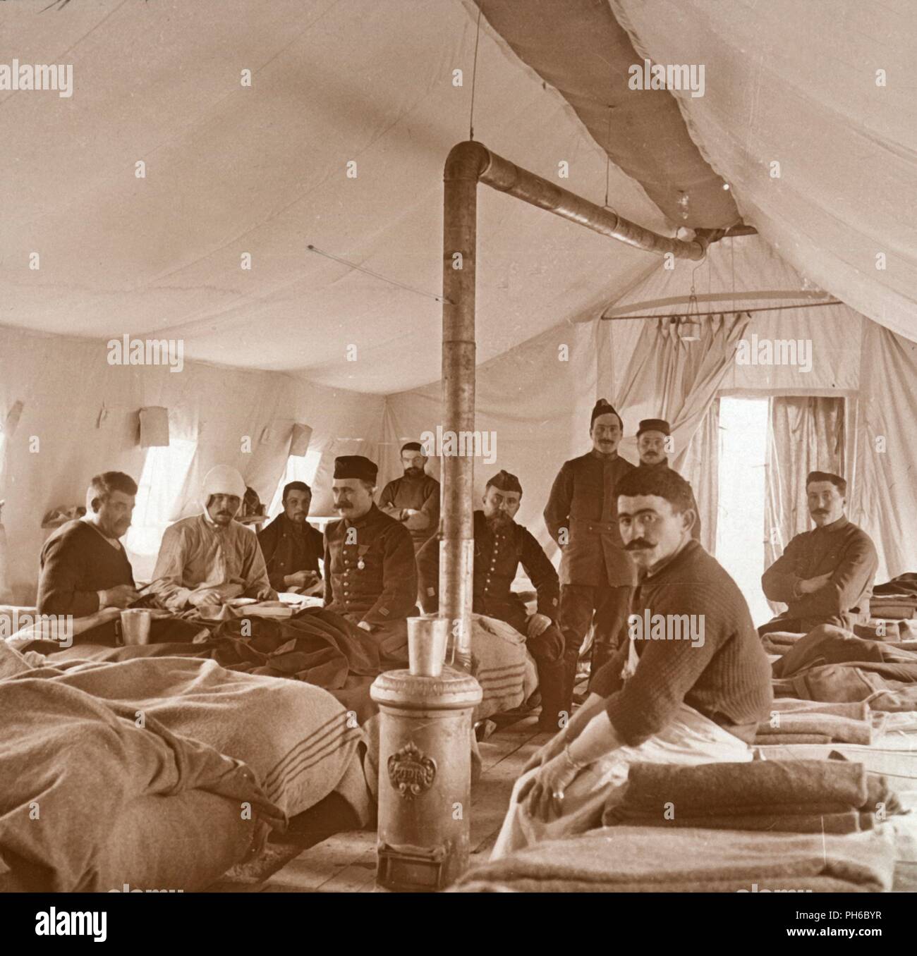 World war one hospital tents hi-res stock photography and images - Alamy
